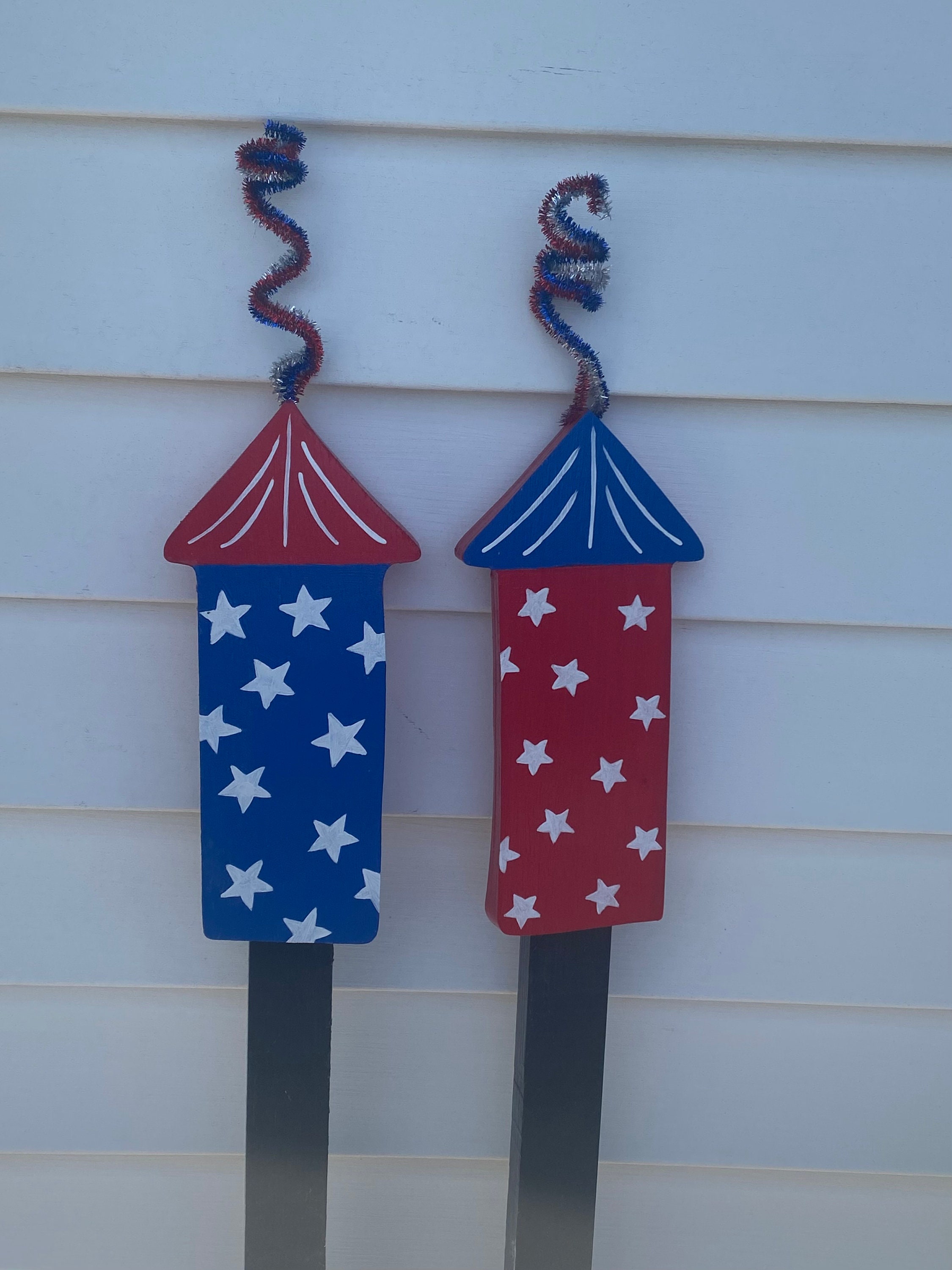 4TH of JULY PATRIOTIC Firecracker Wood Plant Poke, Yard Art Sign, Red ...