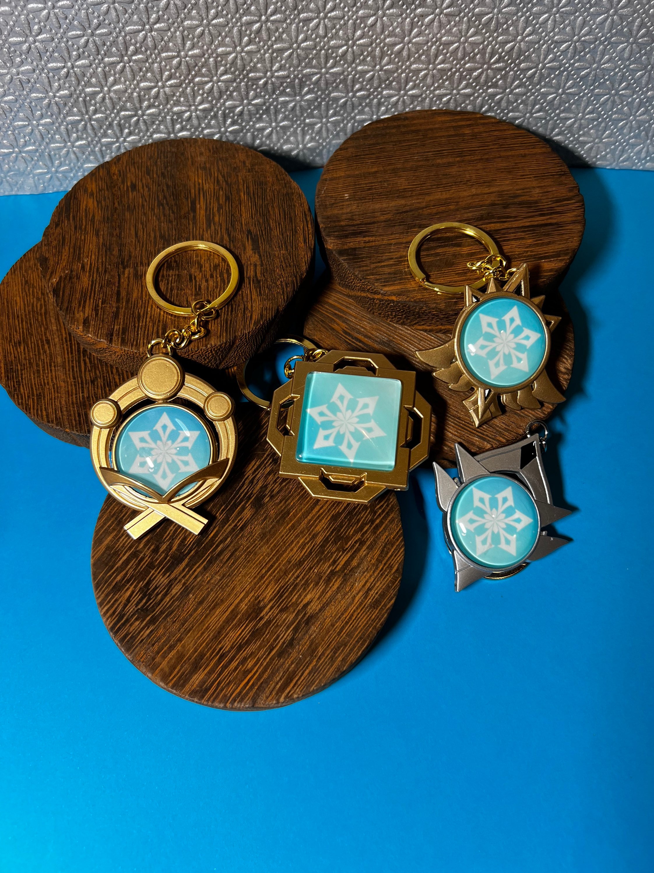 Genshin Impact Cryo Vision Keychain - Etsy