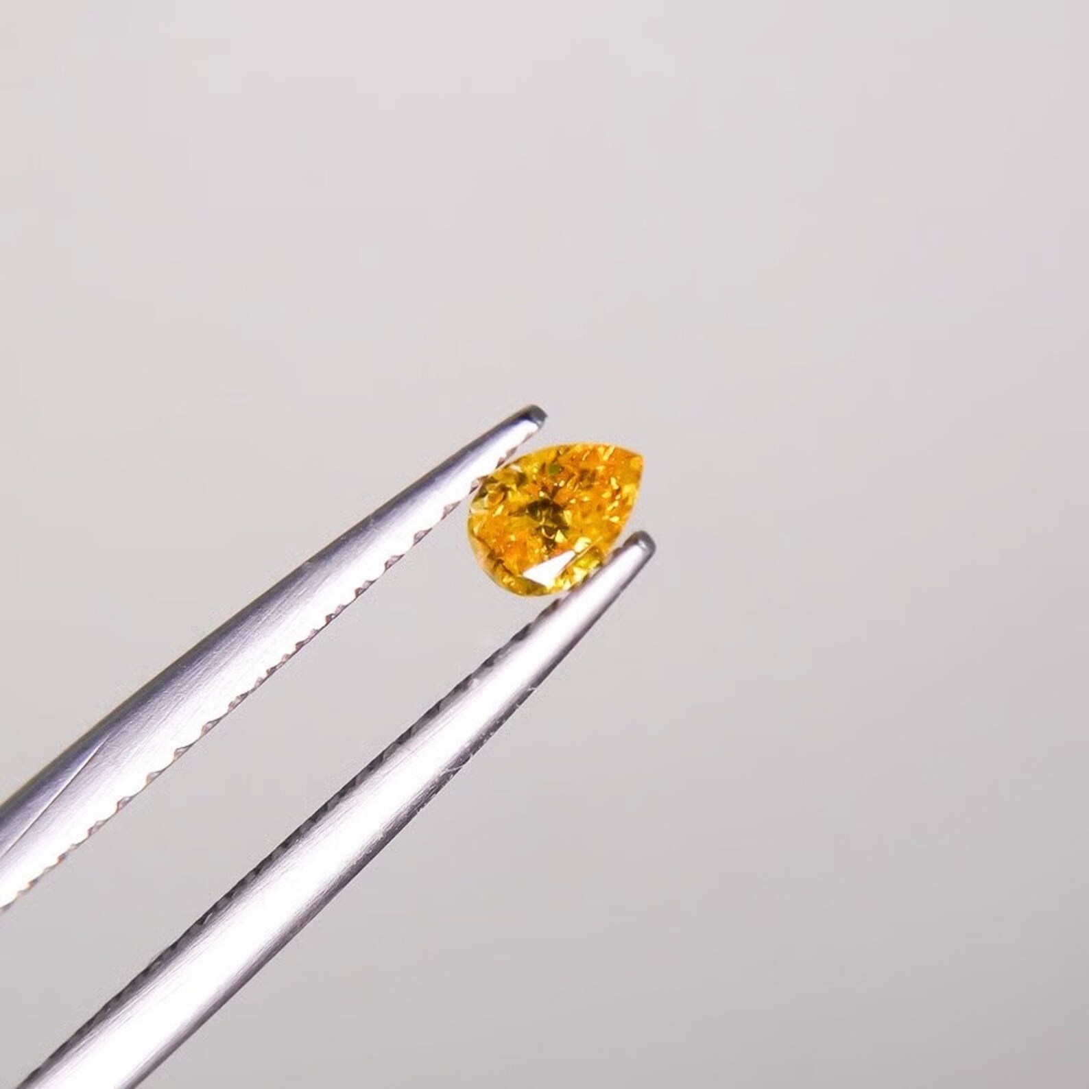 Natural Fancy Vivid Orange Yellow Diamond 0.138ct - Etsy