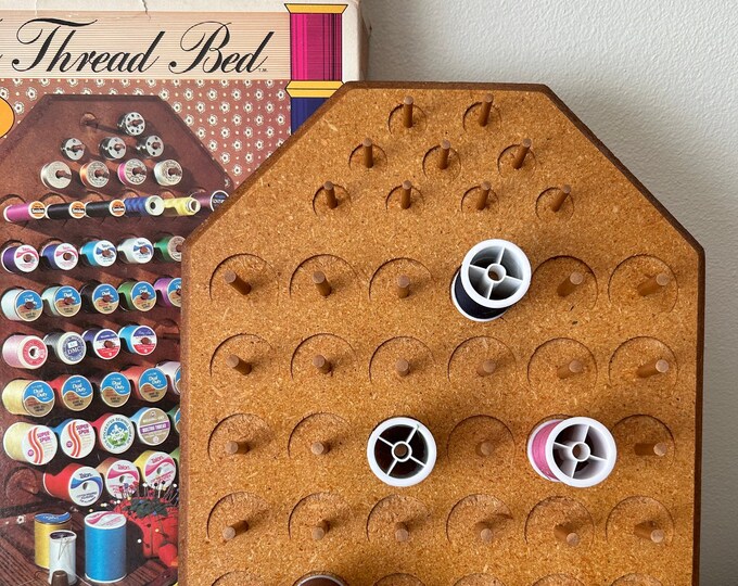 Vintage Thread Bed, Vintage Thread Wall Storage, Thread Peg Holder Made ...
