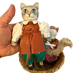 Colonial Cats Figurines 80s Vintage Decor - Etsy