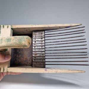 Vintage Berry Picker Comb, Rustic Country Garden Fruit Scoop, Old ...