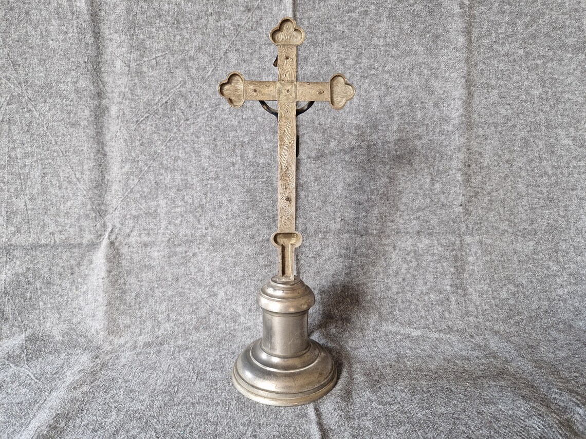 Antique Metal Altar Gothic Icon Jesus Christ Crucifix, Vintage Standing ...