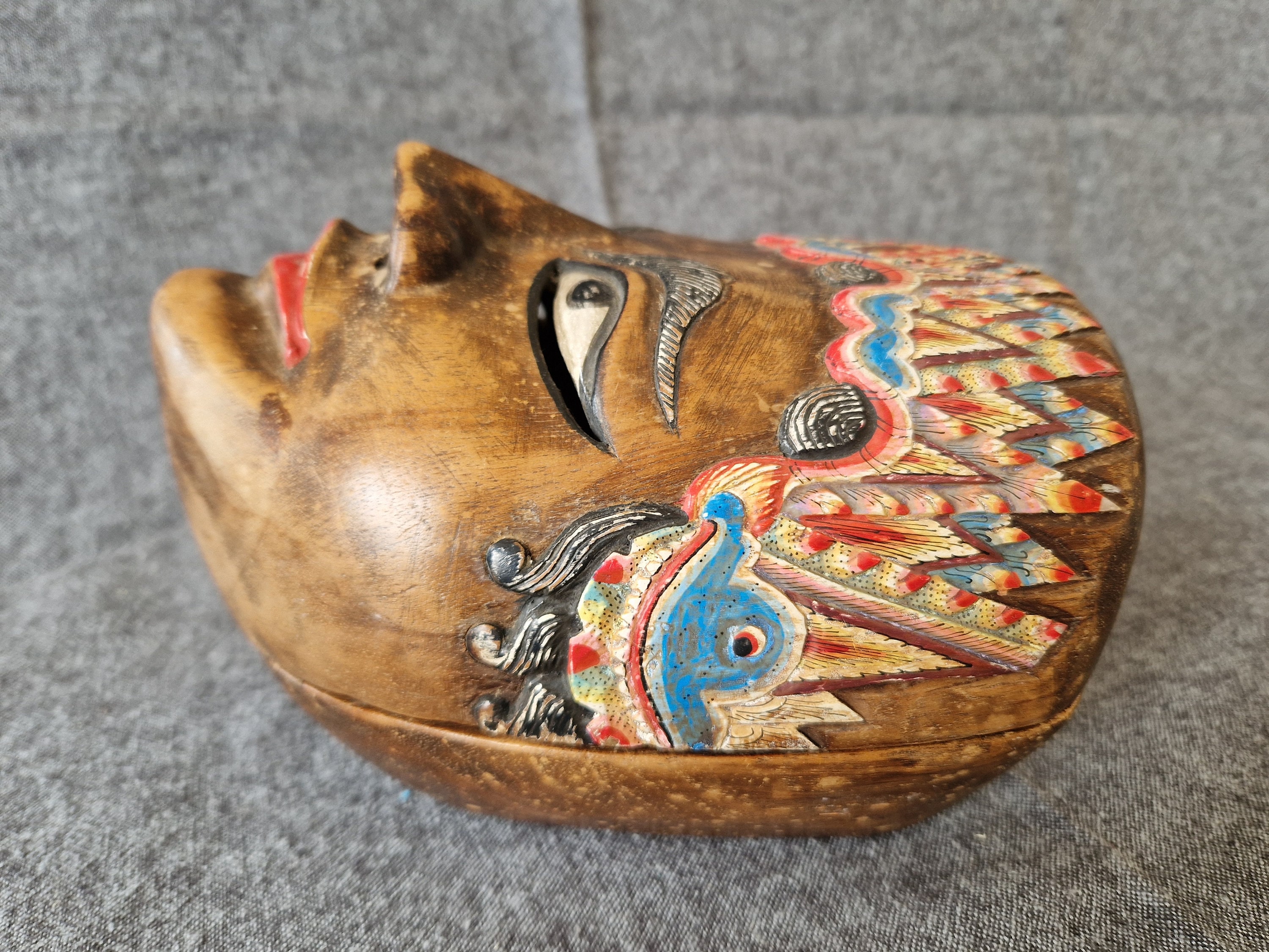 Vintage Wood Batik Topeng Indonesian Mask Box. Hand Decorated and ...