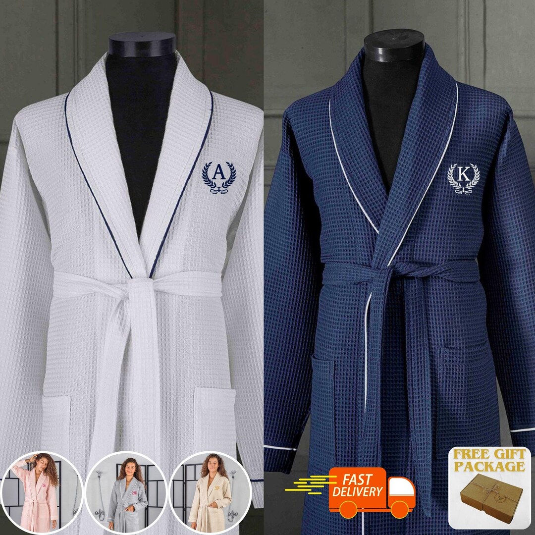 Laurel Wreath Monogram Robe Personalized Robe With Laurel Wreath Design ...