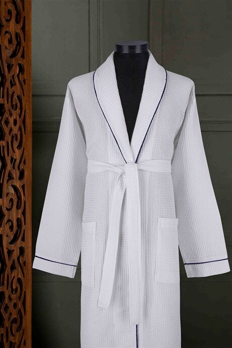 White Custom Waffle Robe With Name Bridal and Bridesmaid Robes ...