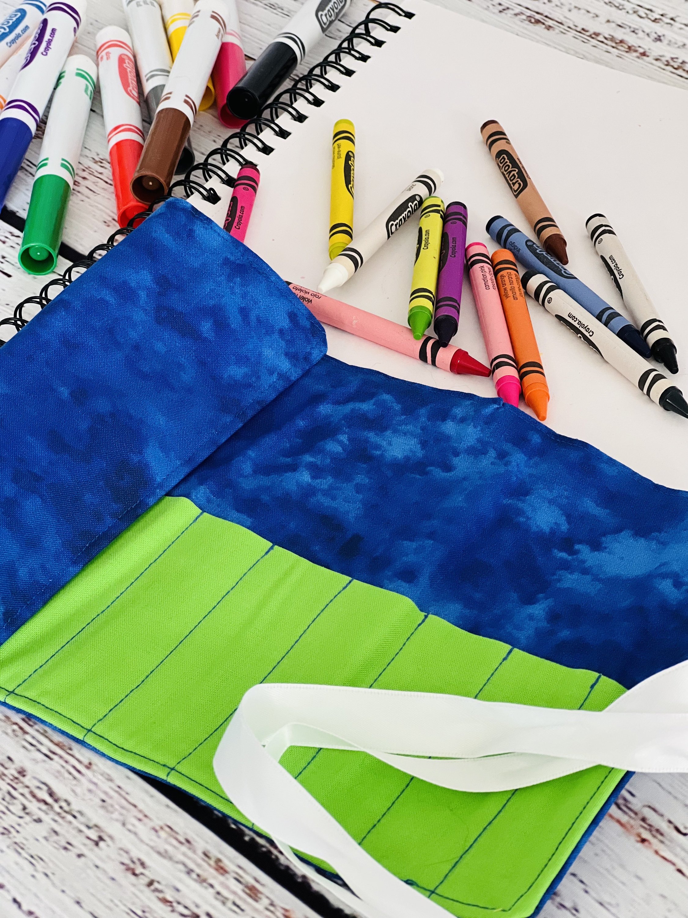 Crayon & Marker Roll Blue Green Roll up Art Case - Etsy