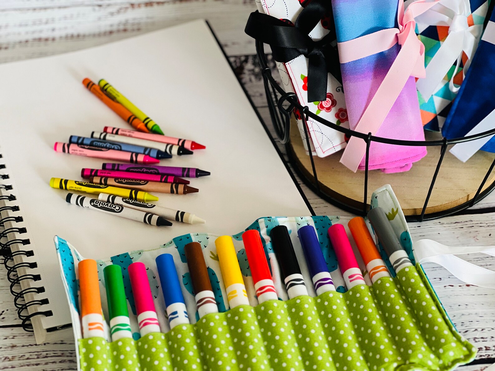 Crayon & Marker Roll Geometric Roll up Art Case - Etsy