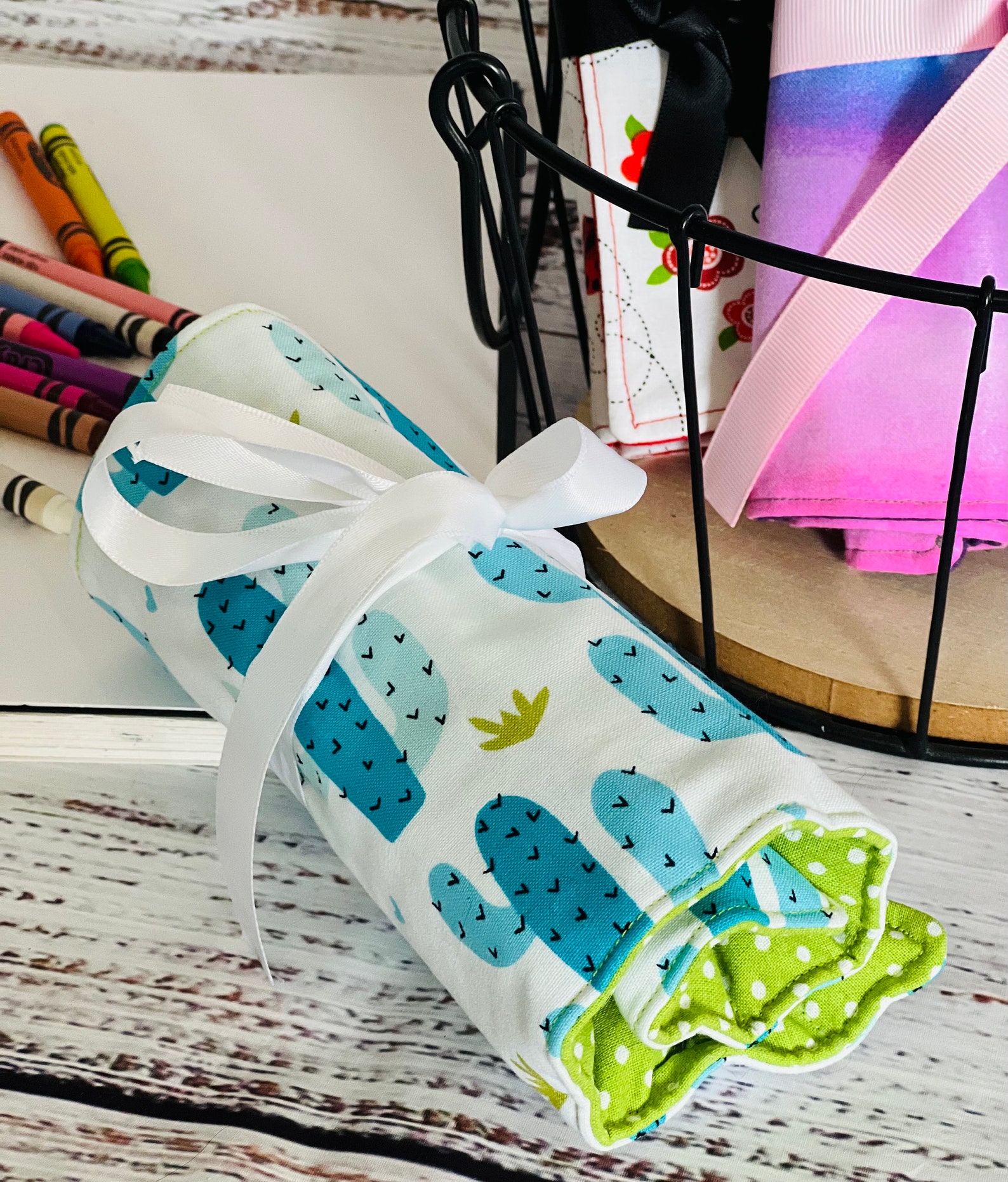 Crayon & Marker Roll Geometric Roll up Art Case - Etsy