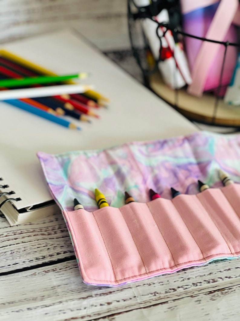 Crayon & Marker Roll Geometric Roll up Art Case - Etsy