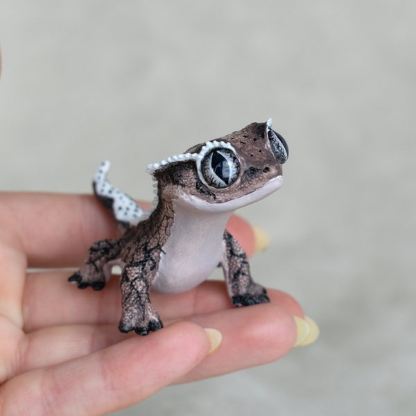 Gecko Figurine - Etsy Australia