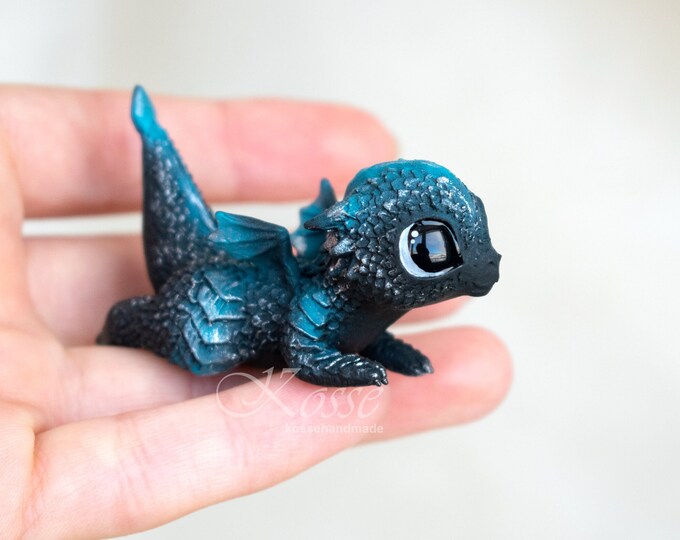 Cute Dragon Figurine, Flying Dragon Toy, Baby Dragon Sculpture, Night ...