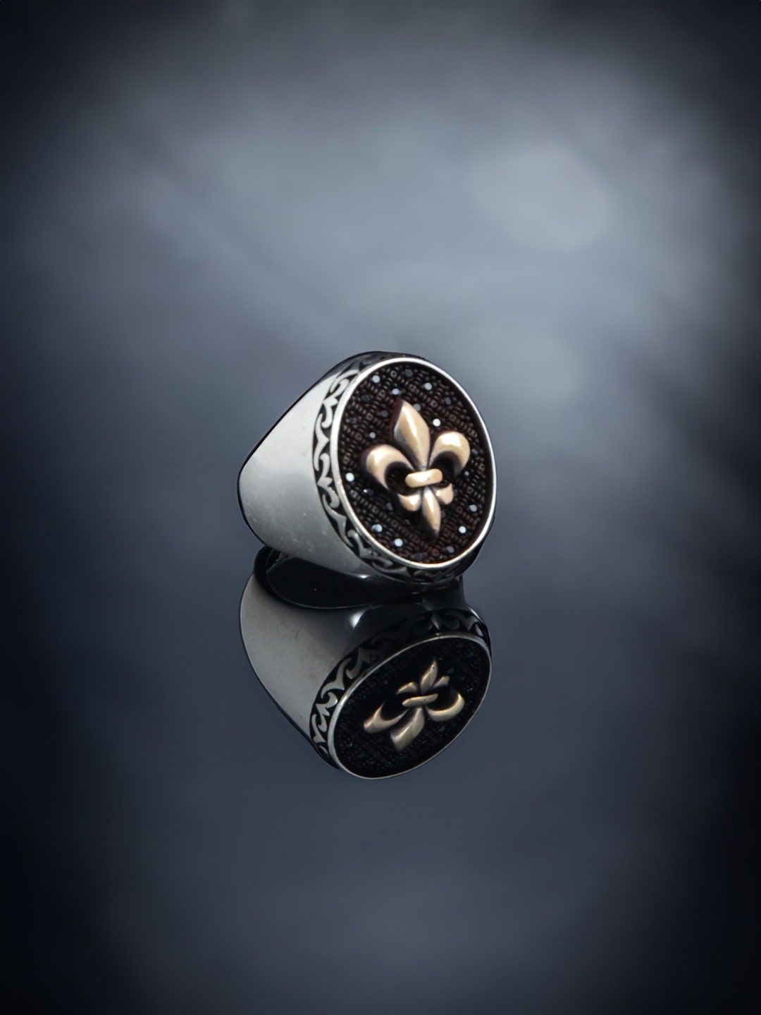 Luxury Fleur De Lis Oval Signet Ring in Sterling Silver, Medieval Style ...