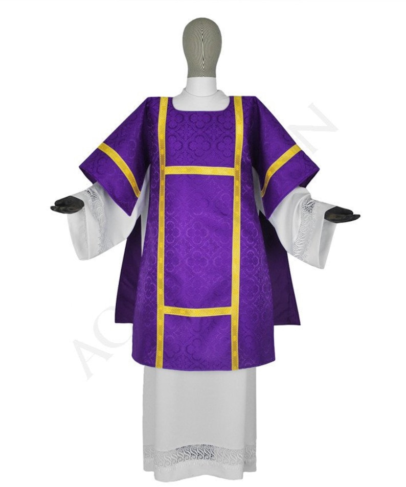 Roman Dalmatic With Deacon Stole - Etsy