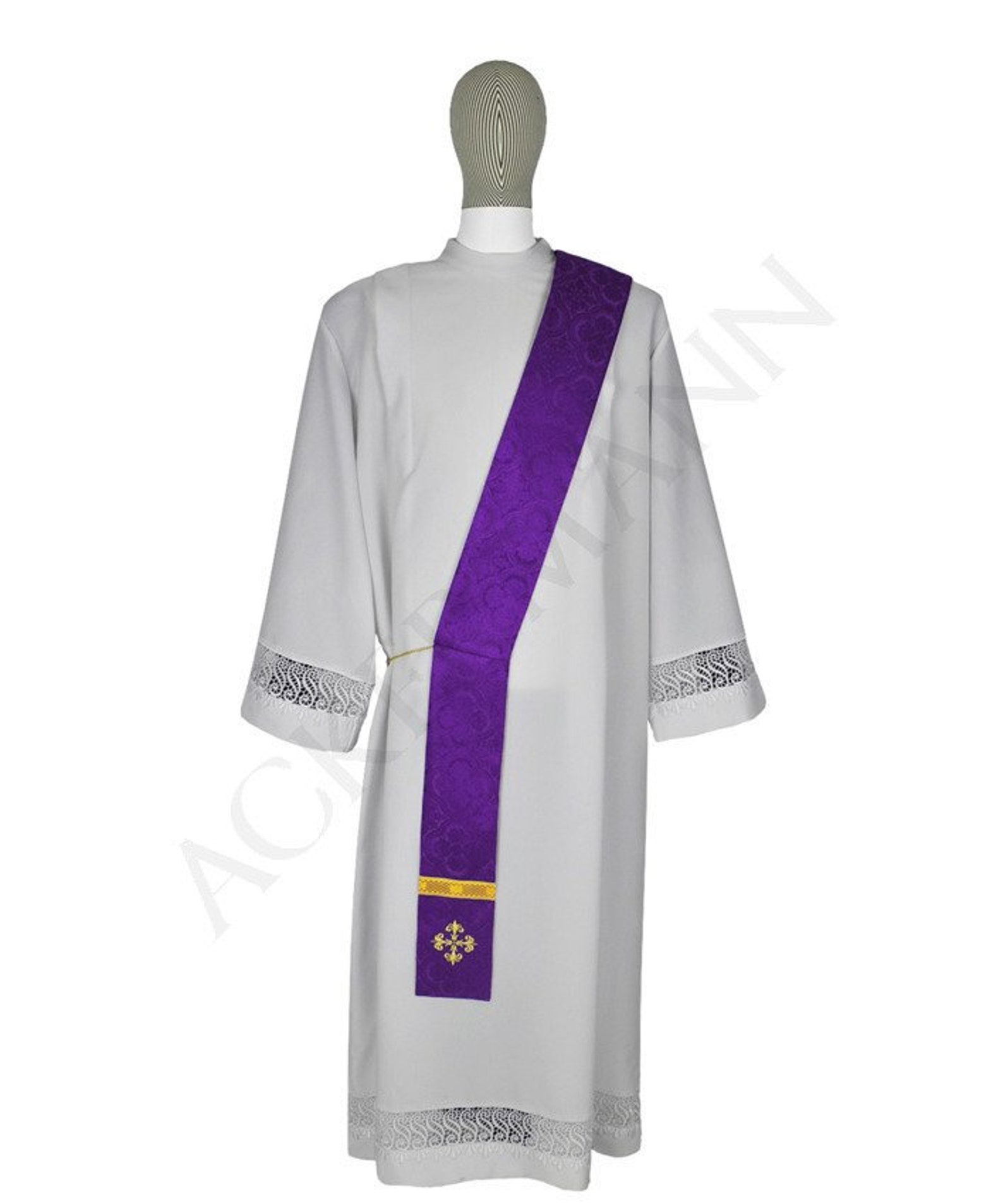Roman Dalmatic With Deacon Stole - Etsy