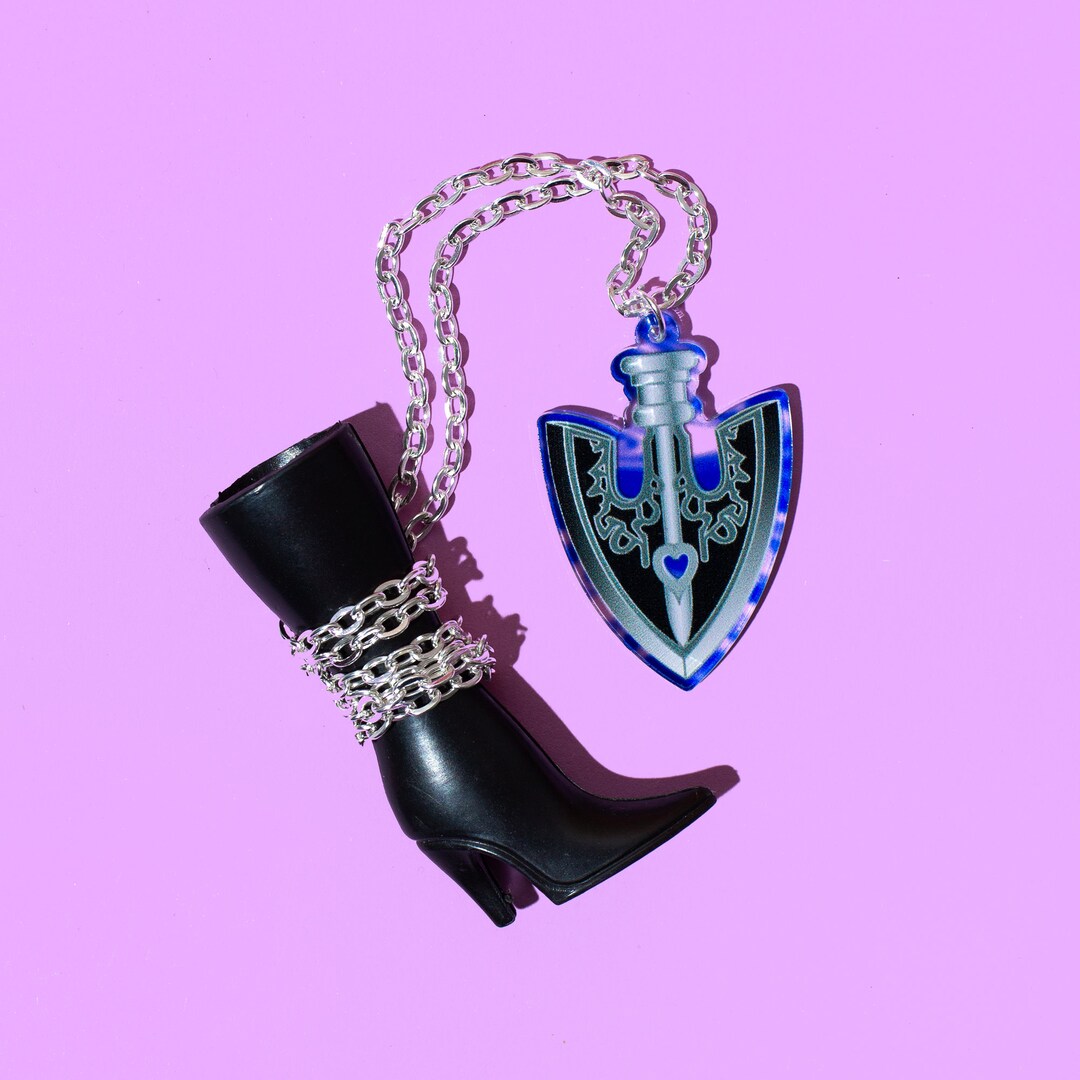 Anime Necklace Pendant - Trendy Arrow Design, Cosplay Gift, Geek Chic ...