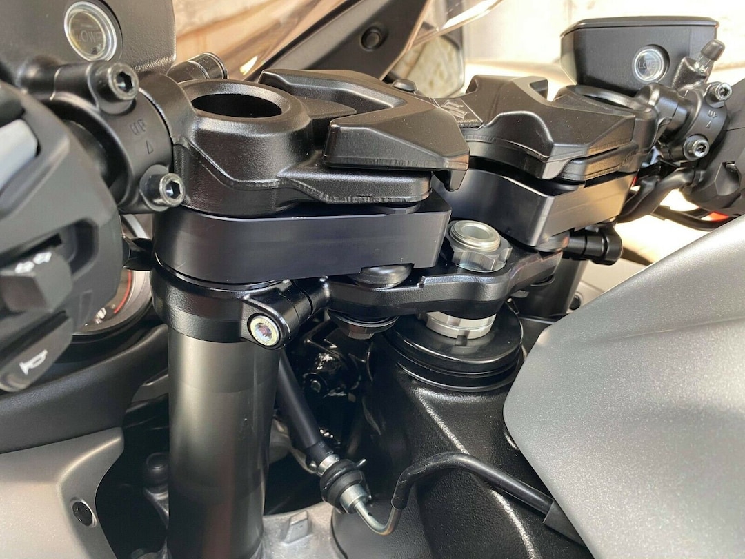 Suzuki Gsxr 1300 Hayabusa 27mm Bar Riser Kit for Gen 3 2021 - Etsy