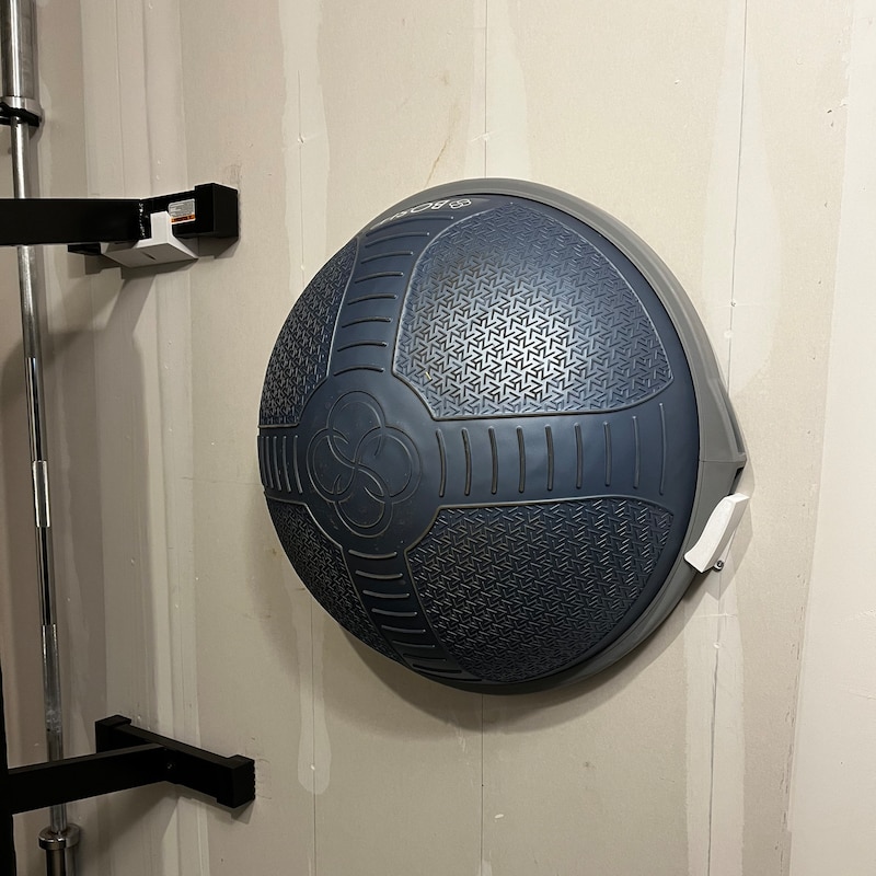 Wall mounted ball storage - Etsy.de
