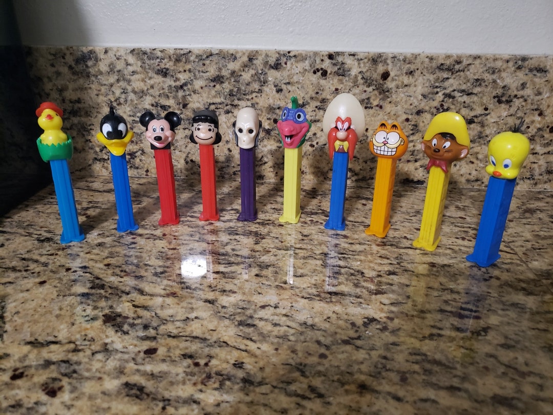 PEZ Candy Dispensers With the Feet.. - Etsy