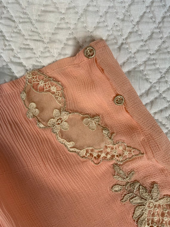 Original Vintage 1920s 1930s Soft Peach Flapper Short… - Gem