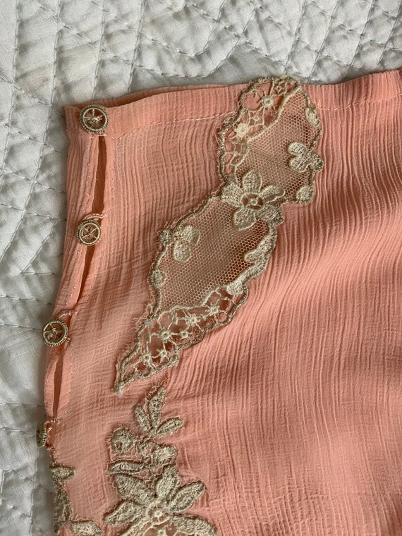Original Vintage 1920s 1930s Soft Peach Flapper Short… - Gem