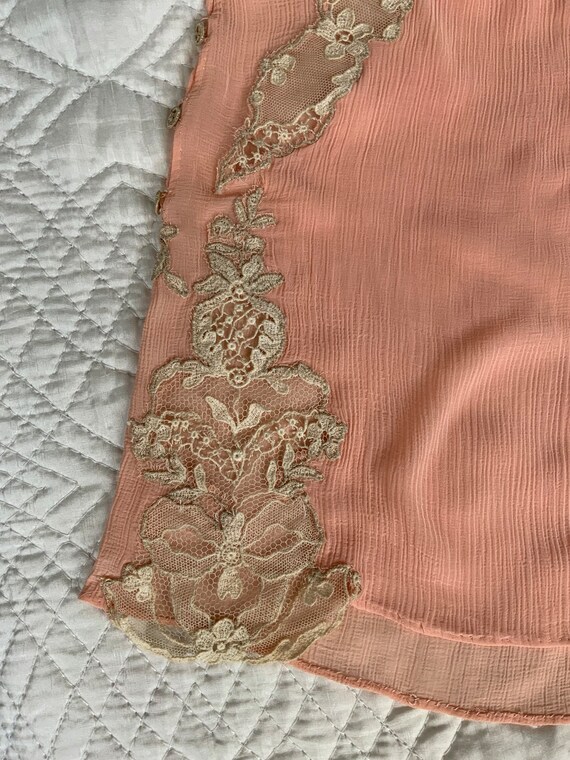 Original Vintage 1920s 1930s Soft Peach Flapper Short… - Gem