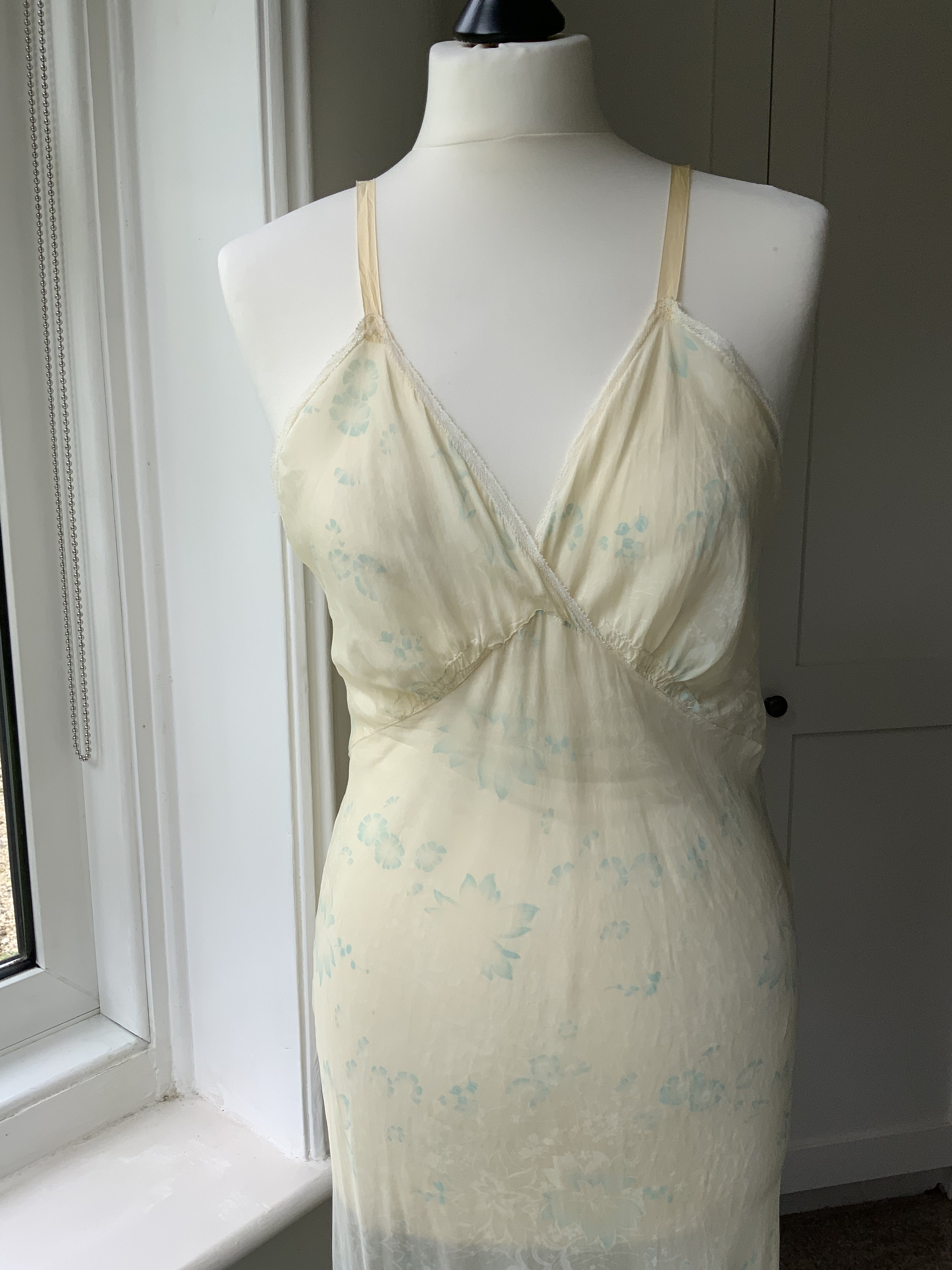 Vintage 1930s Bias Cut Lightweight Soft Rayon Acetate Slip Dress Creamy ...