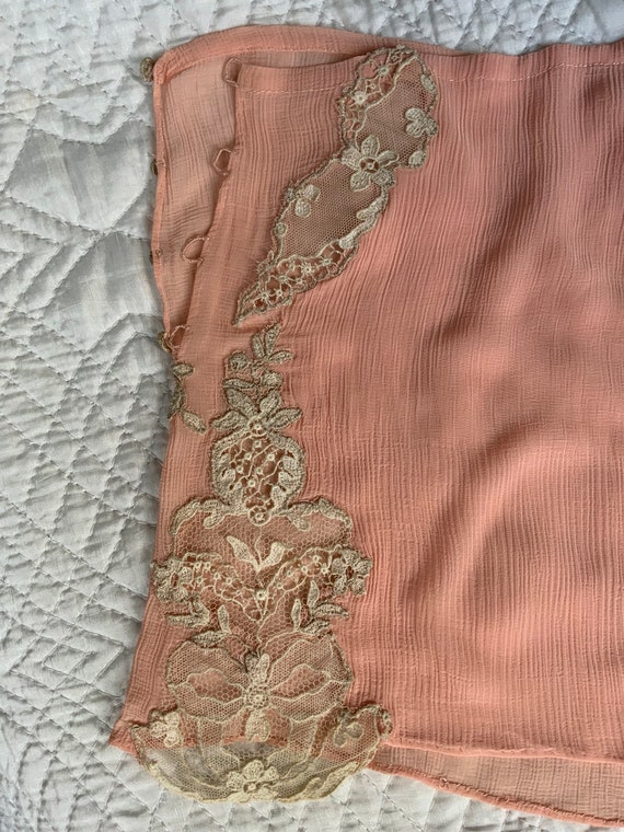 Original Vintage 1920s 1930s Soft Peach Flapper Short… - Gem