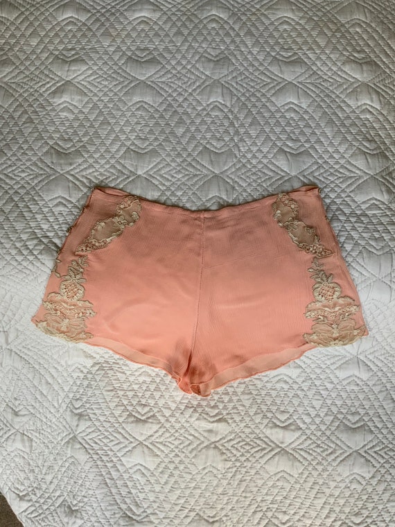 Original Vintage 1920s 1930s Soft Peach Flapper Short… - Gem