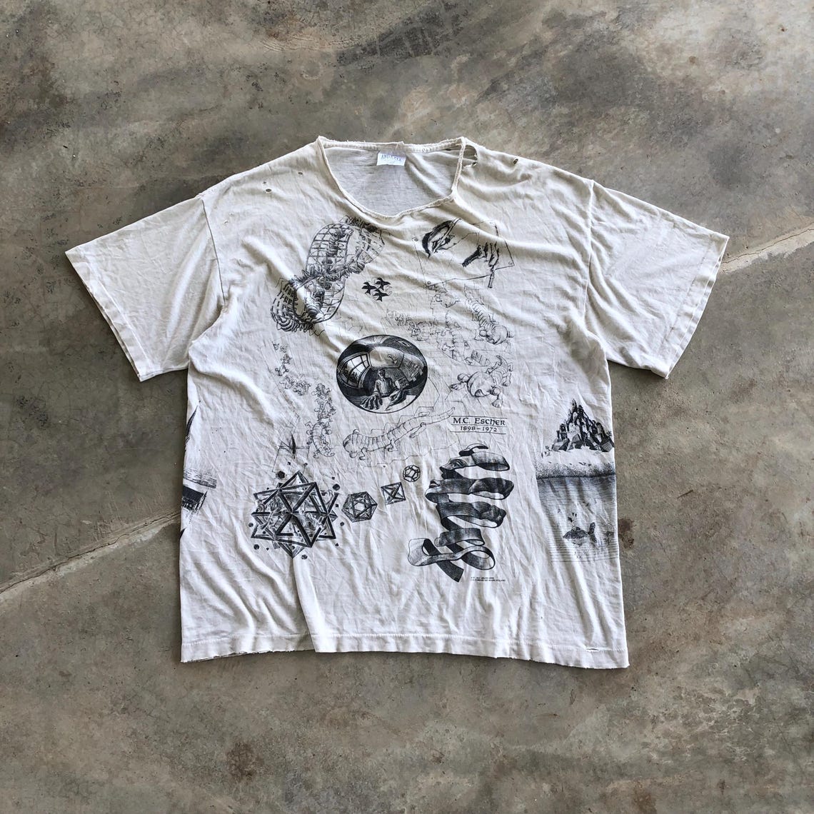MC ESCHER Vintage Art Rare Design T-shirt 1367 - Etsy