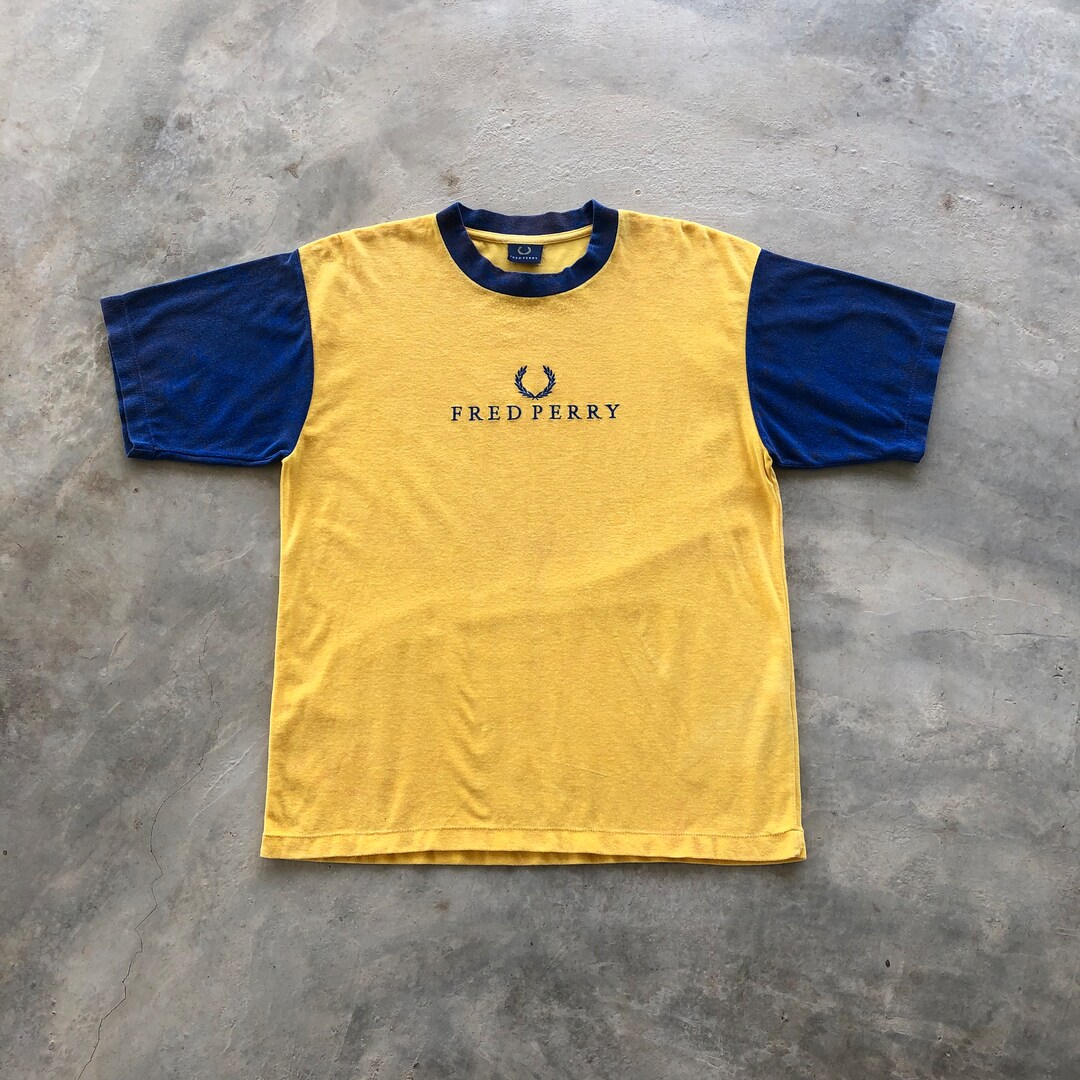 FRED PERRY Embroidery Logo T-shirt 1076 - Etsy