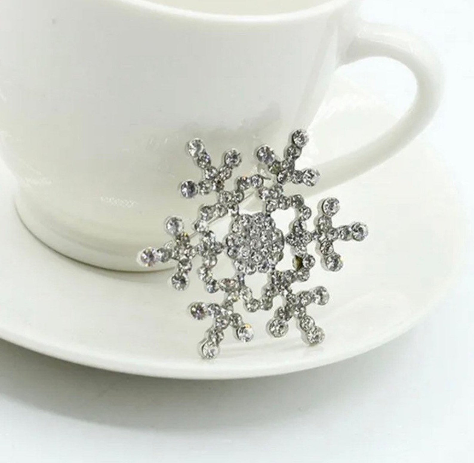 Sparking White Rhinestone Snowflake Brooch Pin Christmas - Etsy