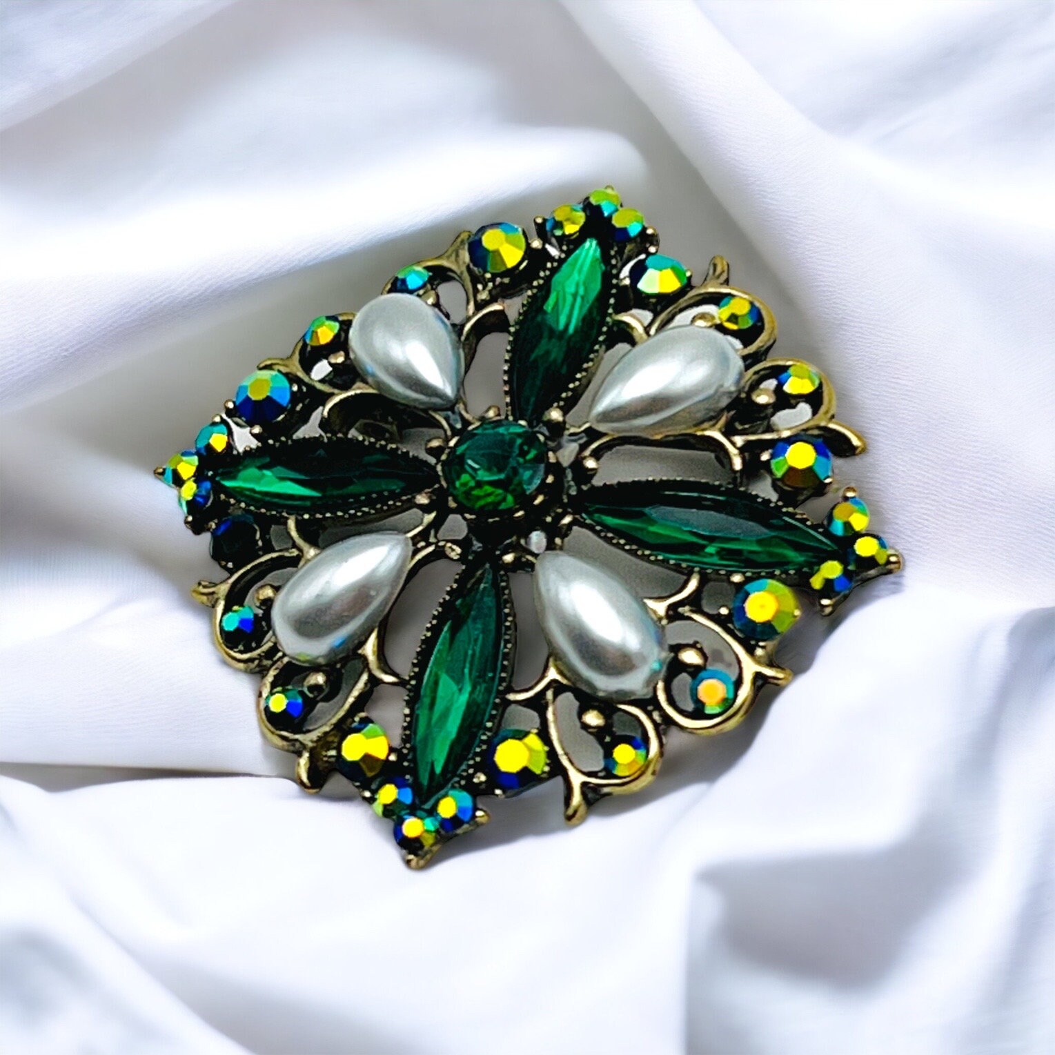 Emerald Pearl Brooch Pin Elegant Green Rhinestone Jewelry - Etsy