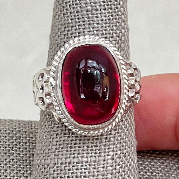 Ruby Cabochon Ring - Etsy