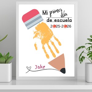 Spanish First Day of School Handprint | Memory Book | Teacher Resources ...