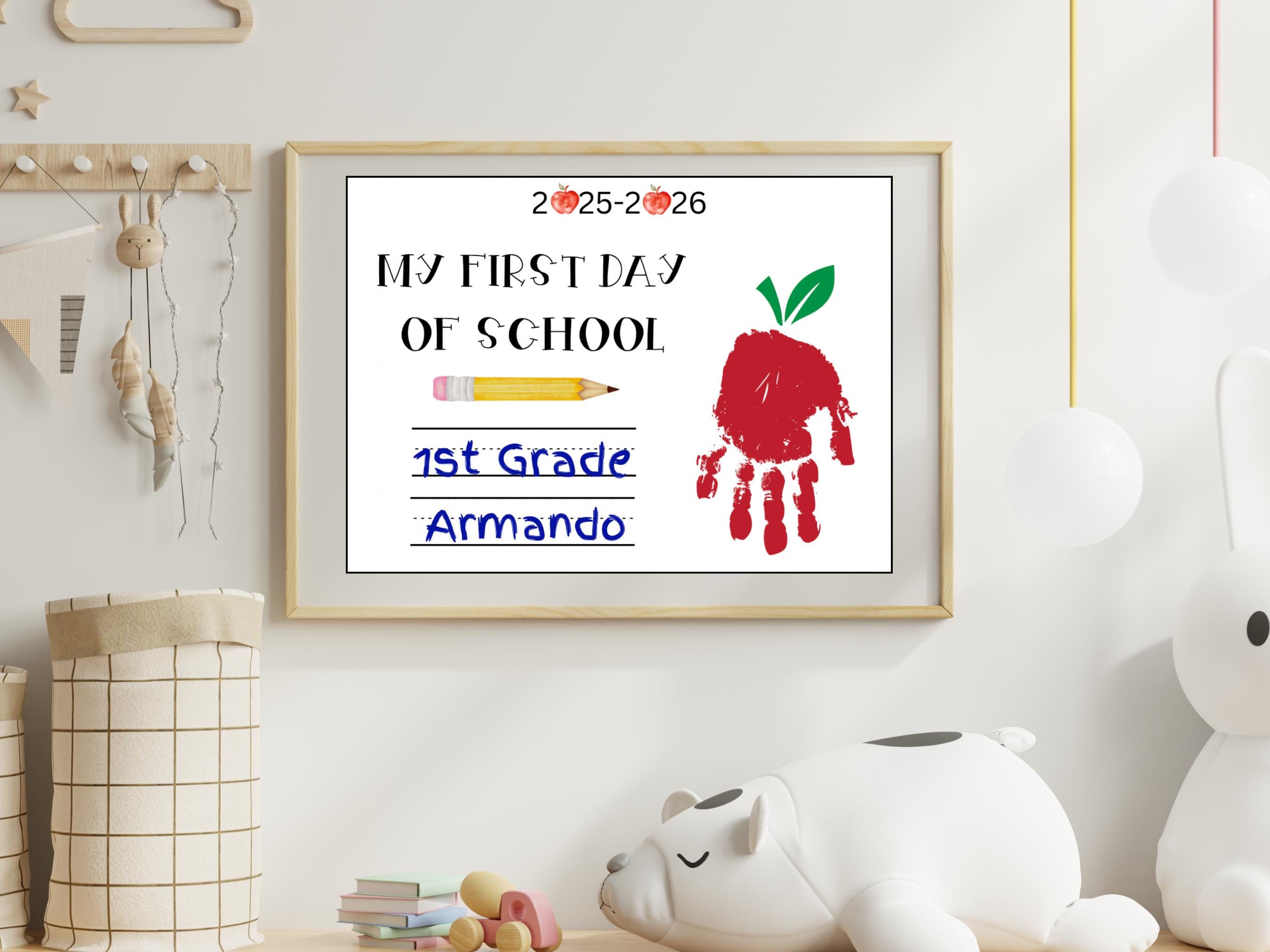 First Day of School Handprint Art | Memory Book | Teacher Resources ...