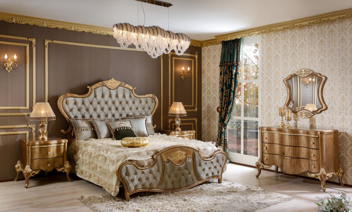 Bedroom Set, Royal Bedroom Set, Classic Bedroom Set, With All Luxurious ...