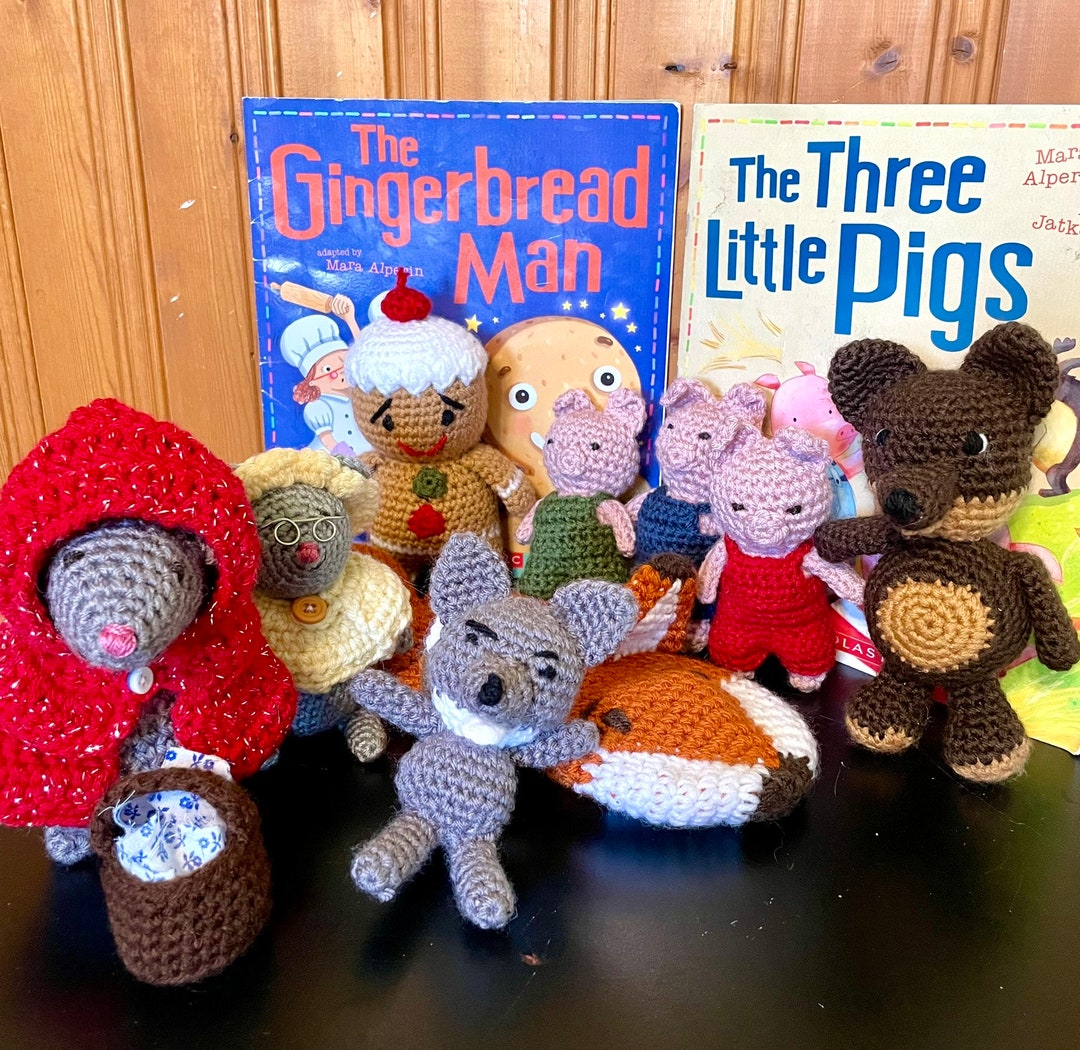 Classic Story Book Playset Bundle, Little Red Riding Hood, Three Little ...