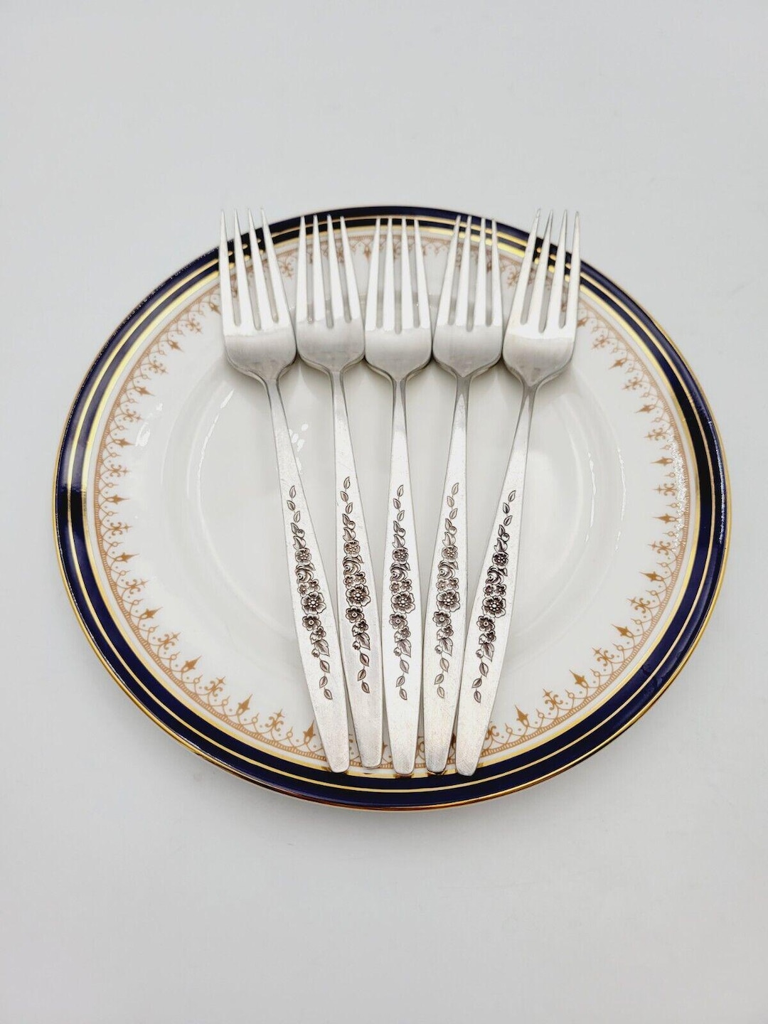 International Deep Silver LAUREL MIST Dinner Forks Set 5 Silverplate ...