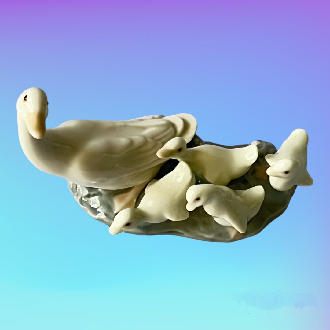 Lladro Mother Duck Following Ducklings Vintage Porcelain Figurine Daisa ...