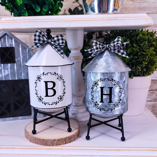 Farmhouse Table Centerpiece - Etsy