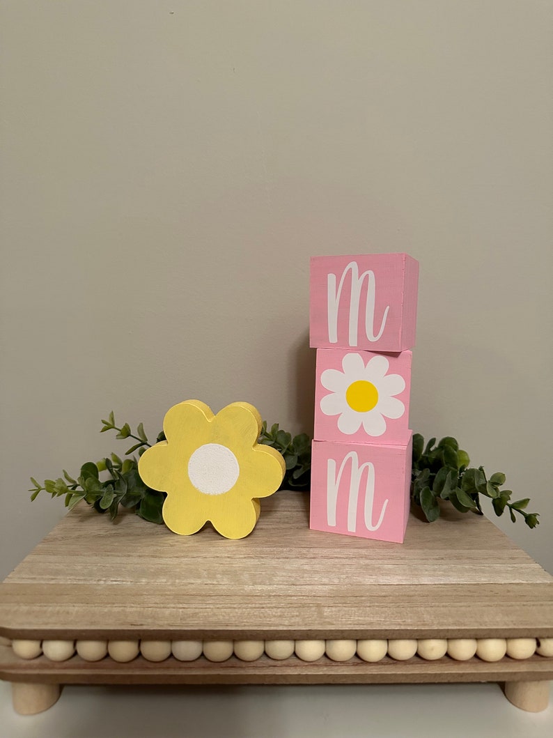 Daisy Mothers Day Stackable MOM Blocks - Etsy