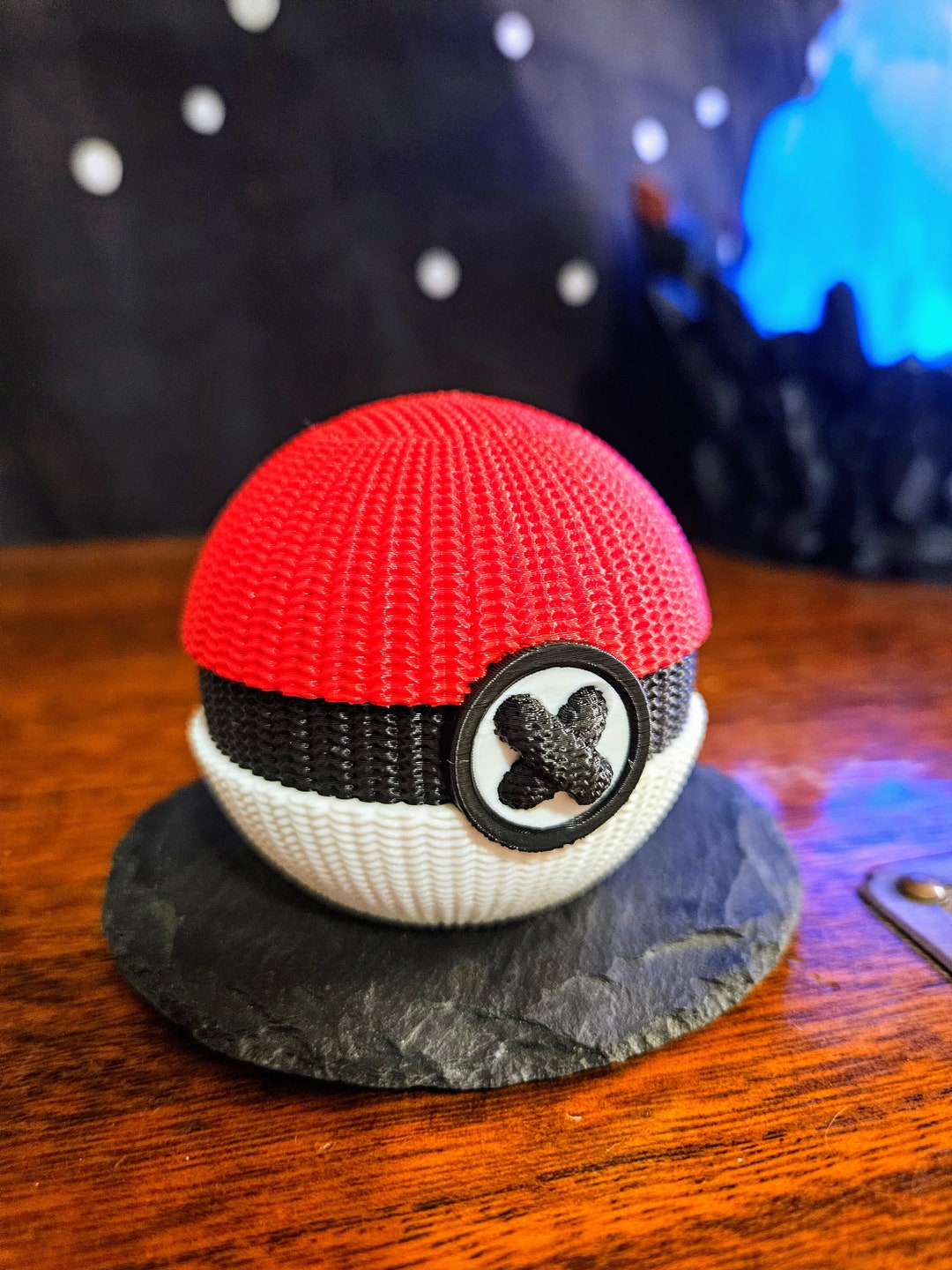 3D Printed "knitted" Pokeball - Etsy