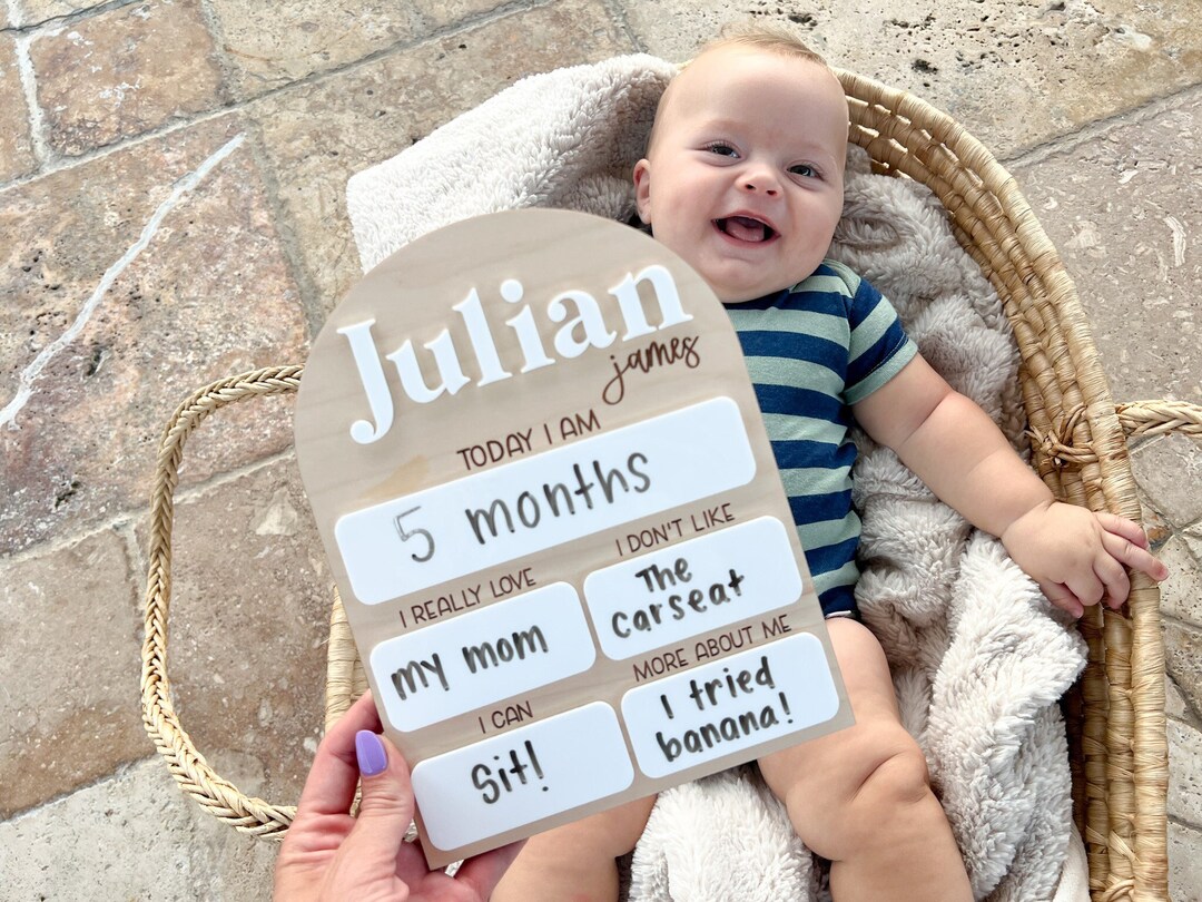 Monthly Milestone Board, Baby Month Sign, First Year Milestone Board ...