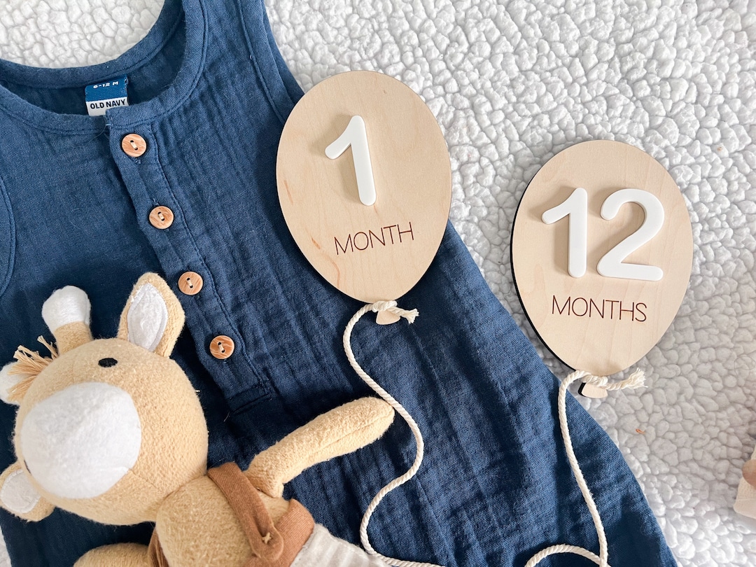 Baby Monthly Balloon Milestone Marker, Interchangeable Monthly Wooden ...