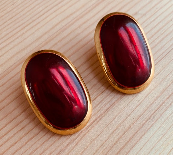 Oval-shaped Ruby Red Stone Monet Vintage - Etsy
