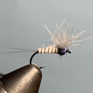 Trico Split Wing - CDC Dry Fly Pattern for Fly Fishing Trout, Bass ...