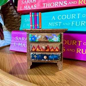 ACOTAR | Archeron Sisters Dresser - Artists Design - Etsy