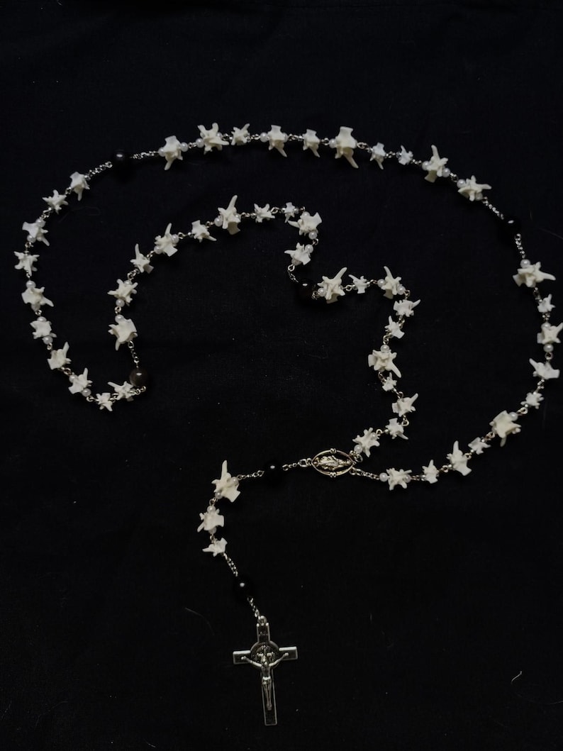 Rattlesnake Vertebrae Rosary: Gothic Crucifix Bone Necklace - Etsy
