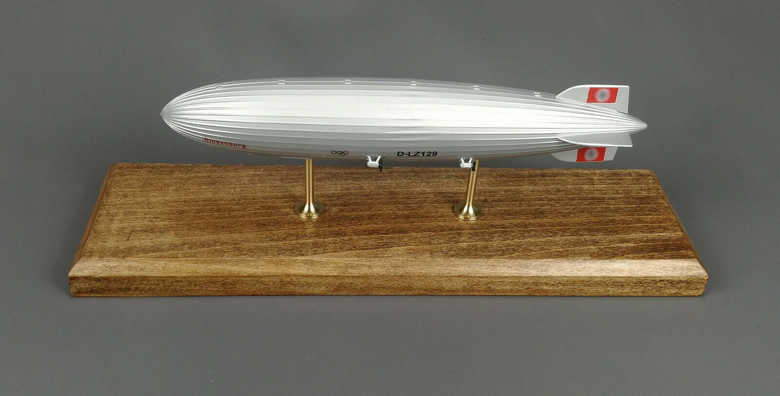1:1000 Scale Model of German Airship LZ 129 Hindenburg Made - Etsy